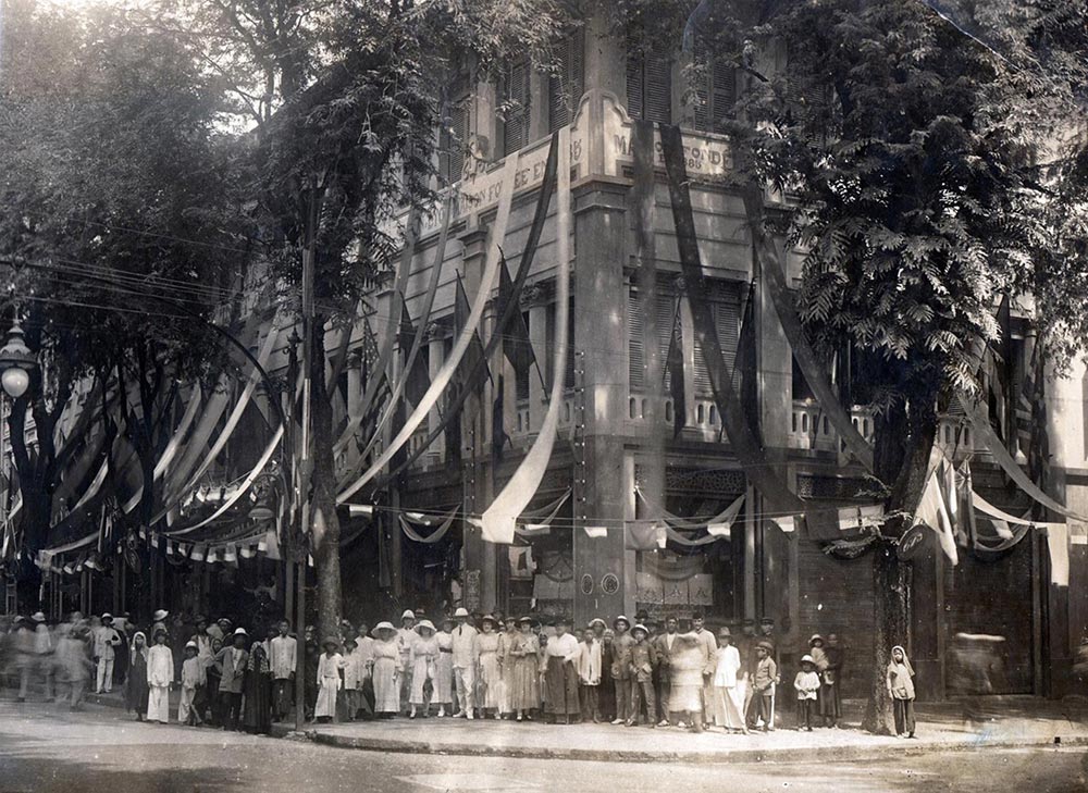 Tuyển chọn hình ảnh hiếm của đường Catinat (đường Tự Do/Đồng Khởi) vào ...